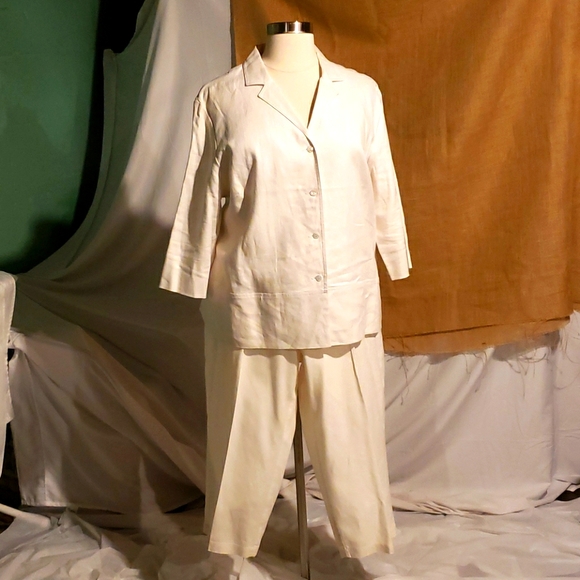 Emma James | Pants & Jumpsuits | Emma James Capri Pantsuit | Poshmark